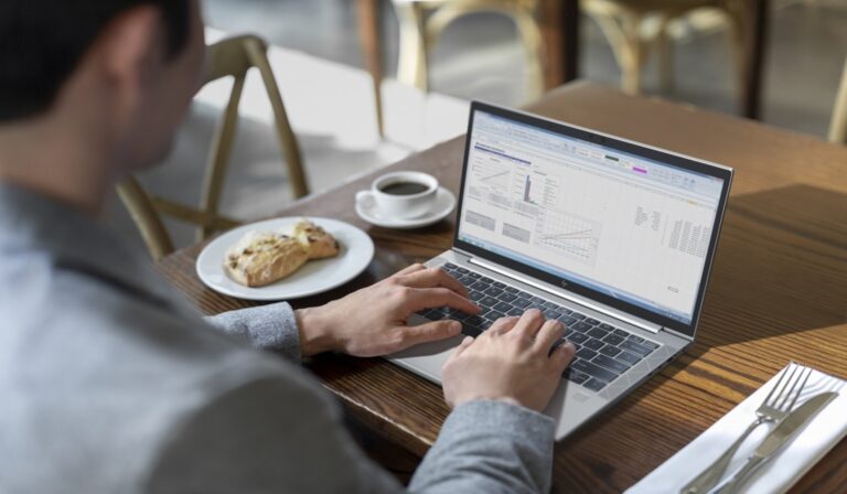 Top 10 Easy Laptop Faults And Their Solution - Techyv.com