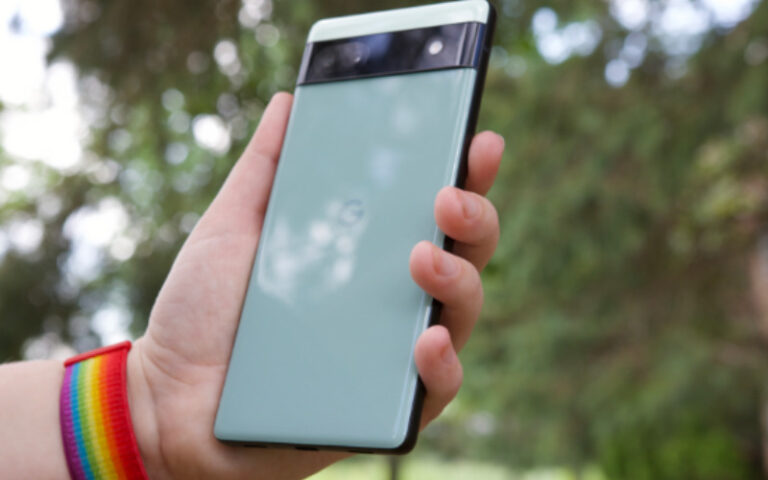 Top Ten Phones With E-Sim Support - Techyv.com