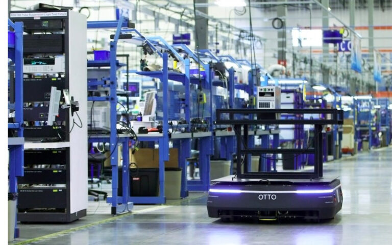 Top 10 Robots Used For Logistics - Techyv.com