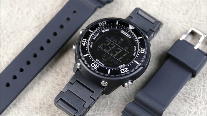 Top 10 Digital Watches In The World - Techyv.com